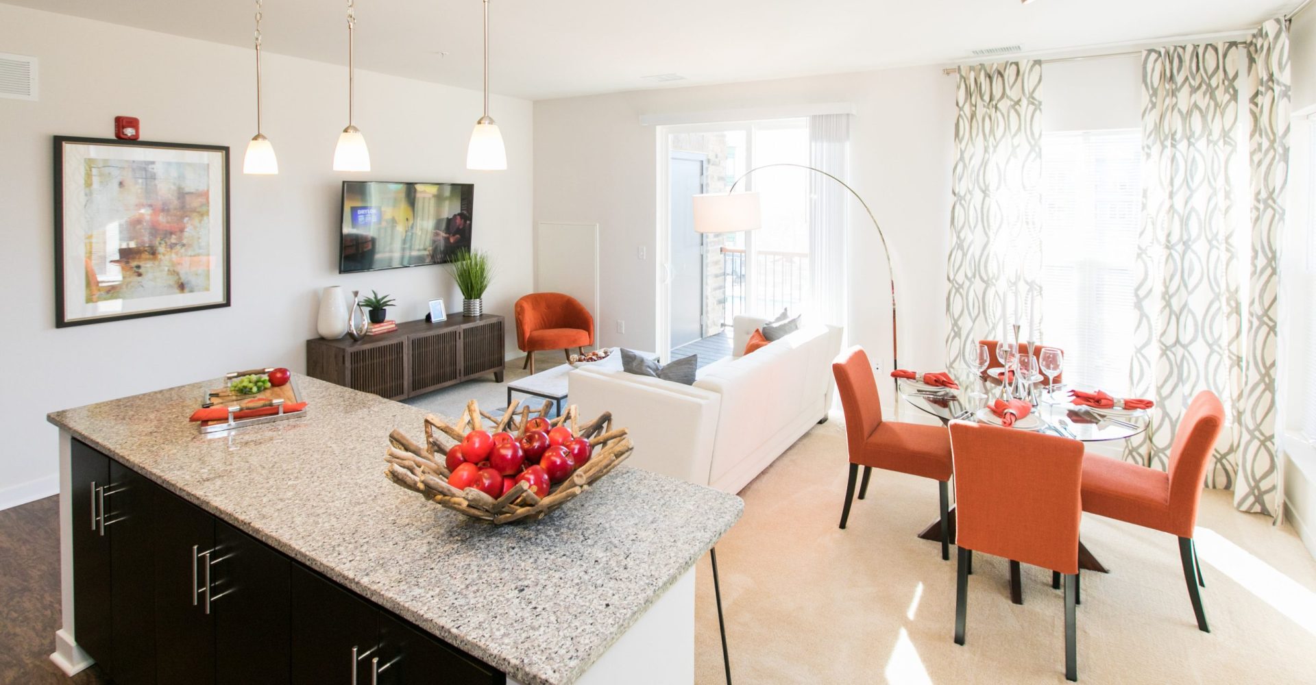 Overlook at Franklin Square - CCG Residential